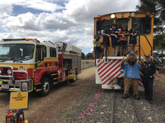 Students all aboard for cane train safety – Bundaberg Now