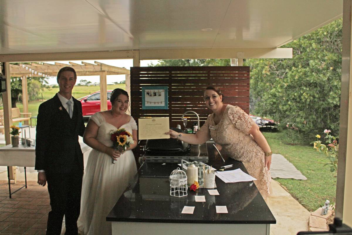 Intimate virtual wedding due to Coronavirus – Bundaberg Now