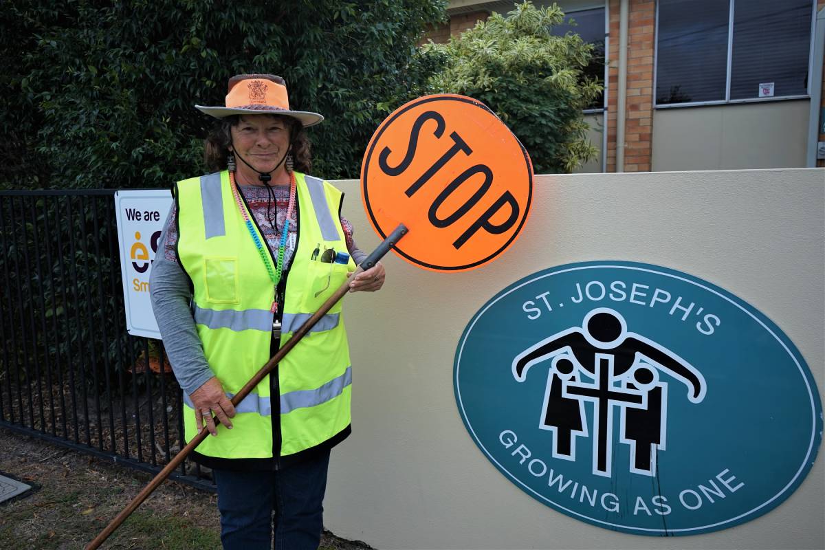 Meet friendly school crossing supervisor Lee – Bundaberg Now