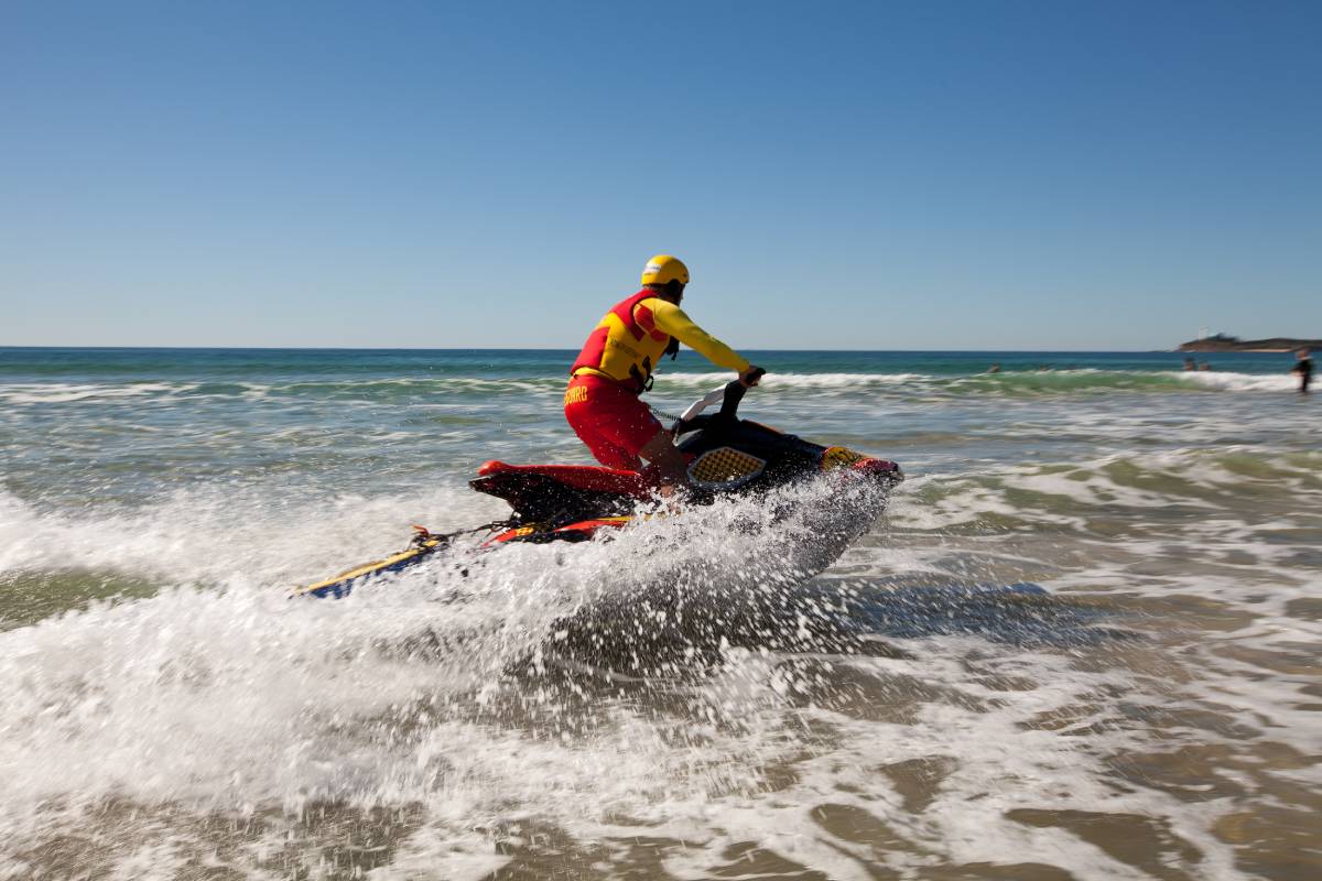 Lifeguards training at Kellys Beach on Saturday – Bundaberg Now