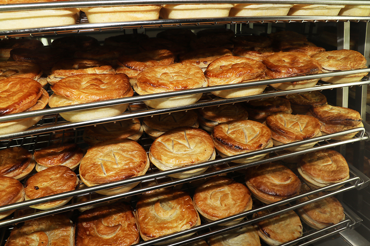 Gin Gin Bakery wins 11 awards for pies and pasties – Bundaberg Now