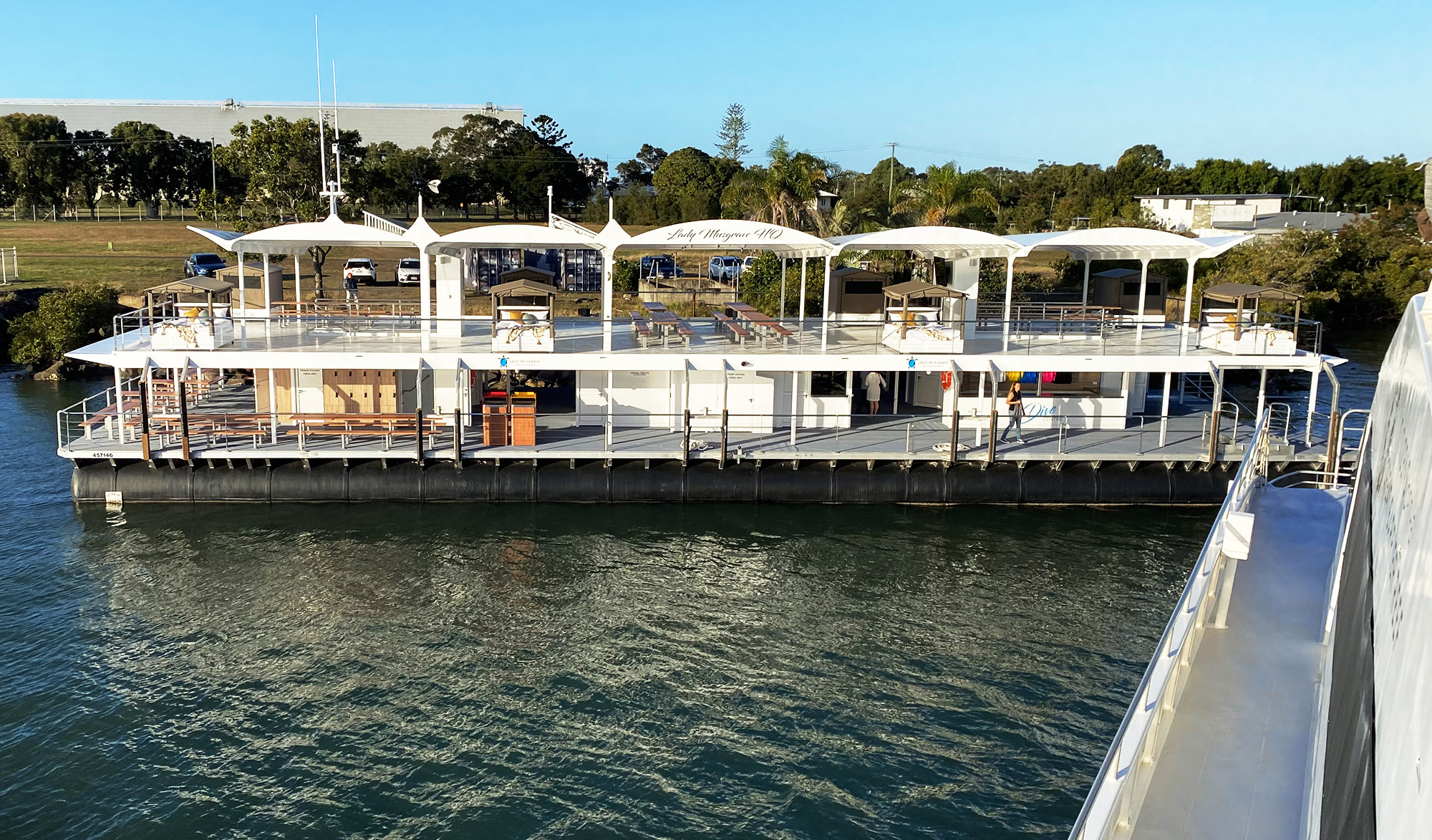 Lady Musgrave HQ pontoon sneak peek for lucky locals – Bundaberg Now