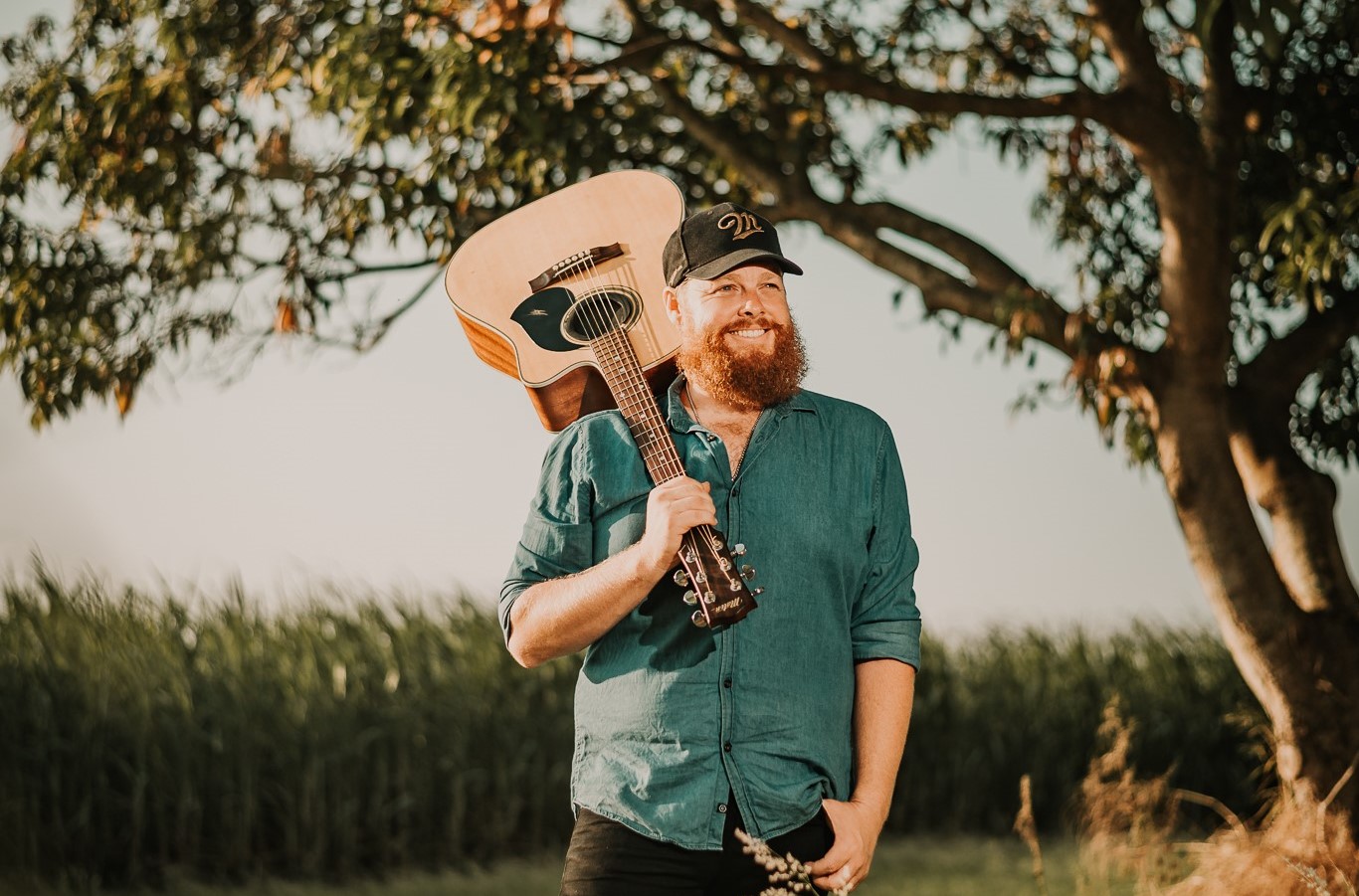 Country singer Mark Lavender on his way to Tamworth – Bundaberg Now