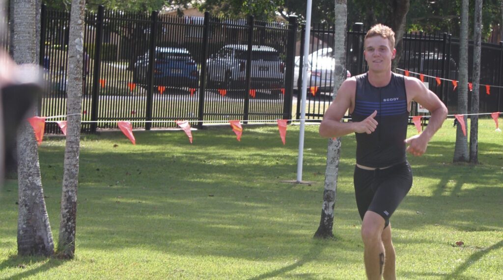 Ben Rudd dominates in aquathlon event – Bundaberg Now