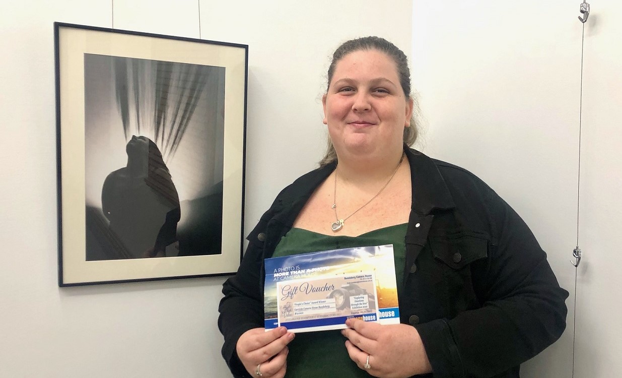 Dayna explores emotions to win people’s choice award – Bundaberg Now