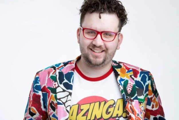 Chameleon and The No Bang Theory on stage – Bundaberg Now
