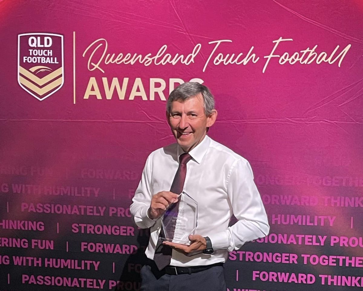 Dave wins touch football Volunteer of the Year – Bundaberg Now