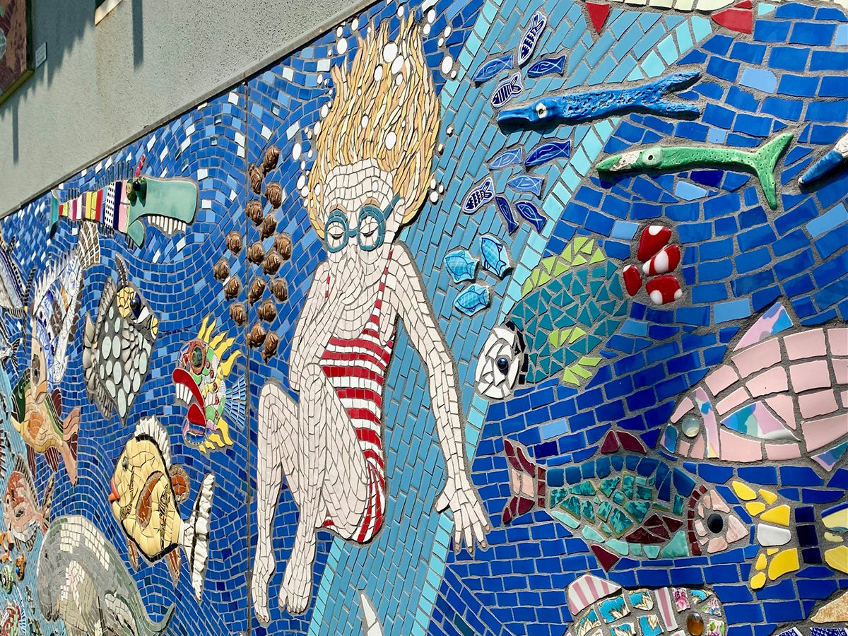 Community mosaics Street Art Award finalist – Bundaberg Now